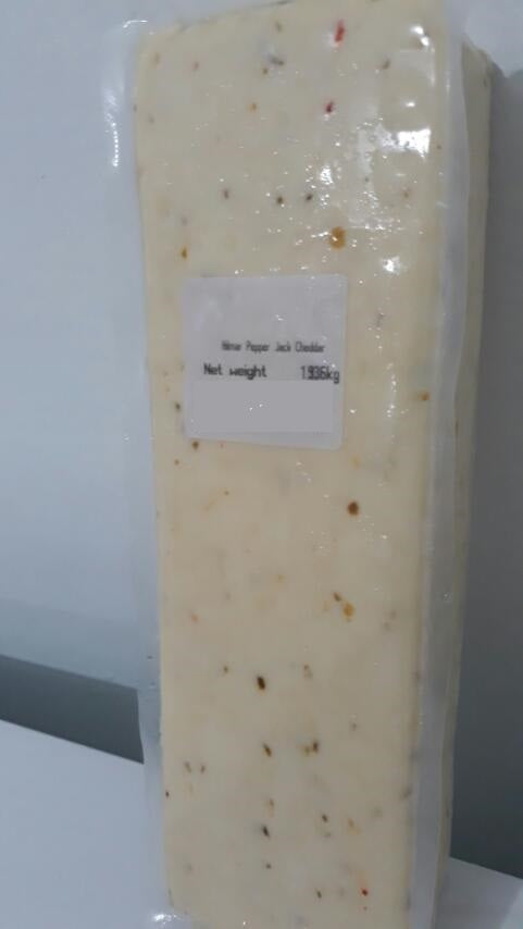 Hilmar PEPPER JACK CHEDDAR CHEESE 2kg blocks (About) – PalawanOnline.ph